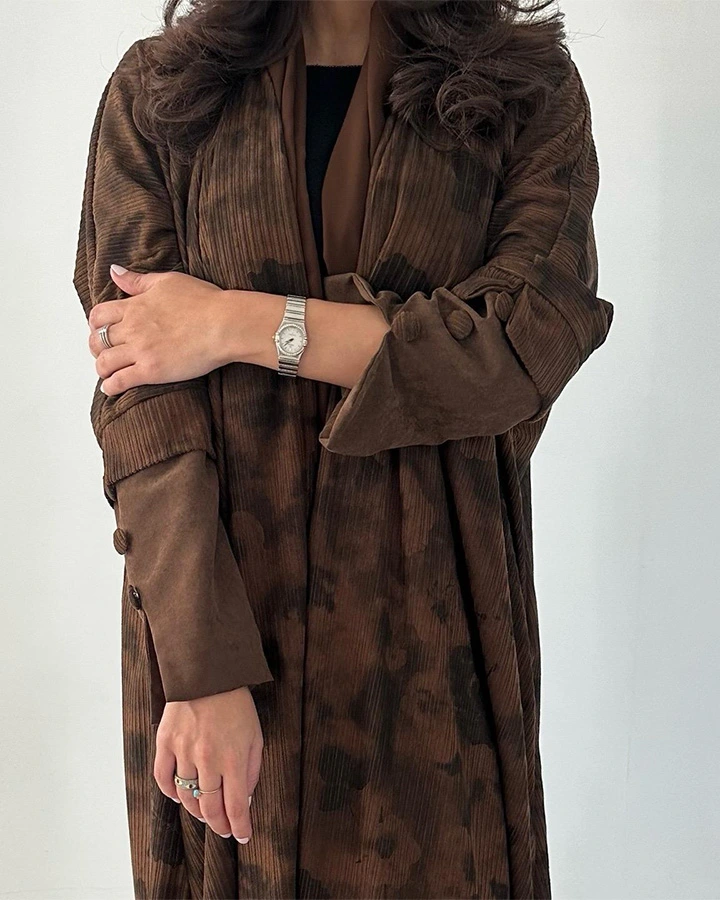 AC 006 – Abaya Check