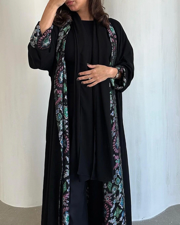 AC 005 – Abaya Check