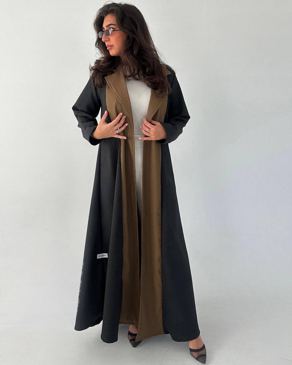 AC 040 – Abaya Check