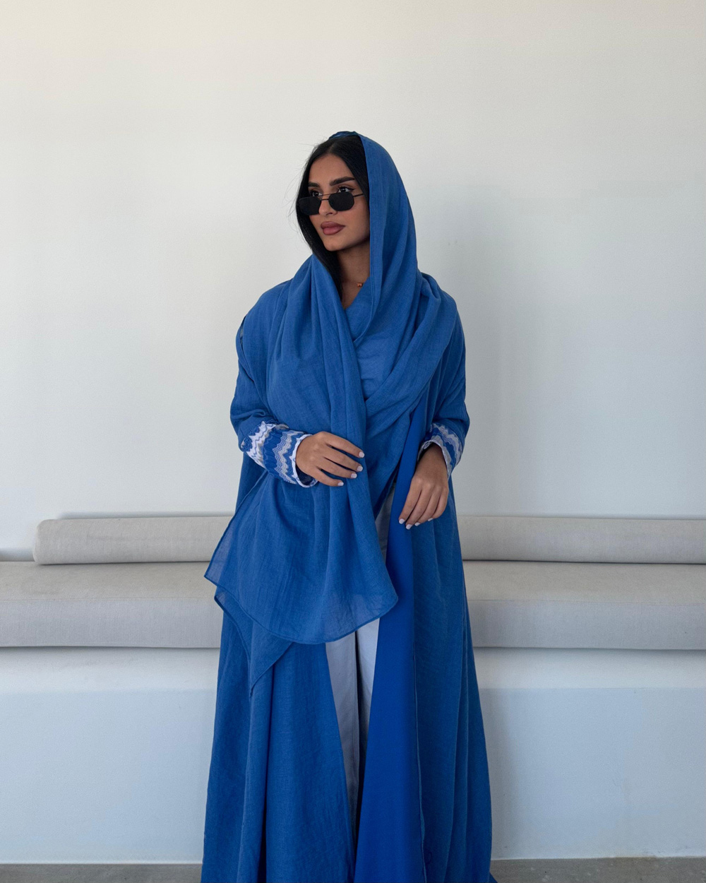 AC 042 – Abaya Check
