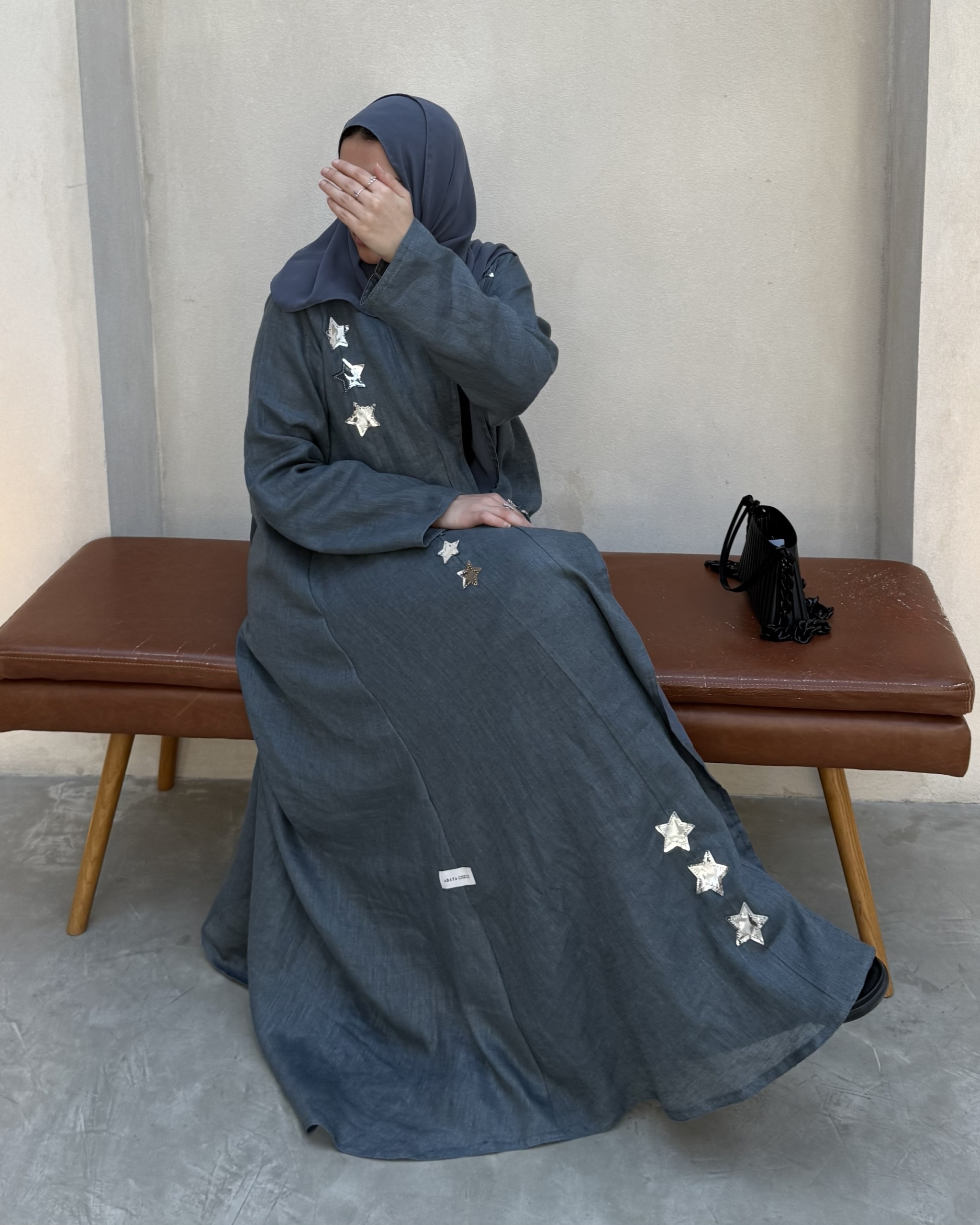 AC 051 – Abaya Check