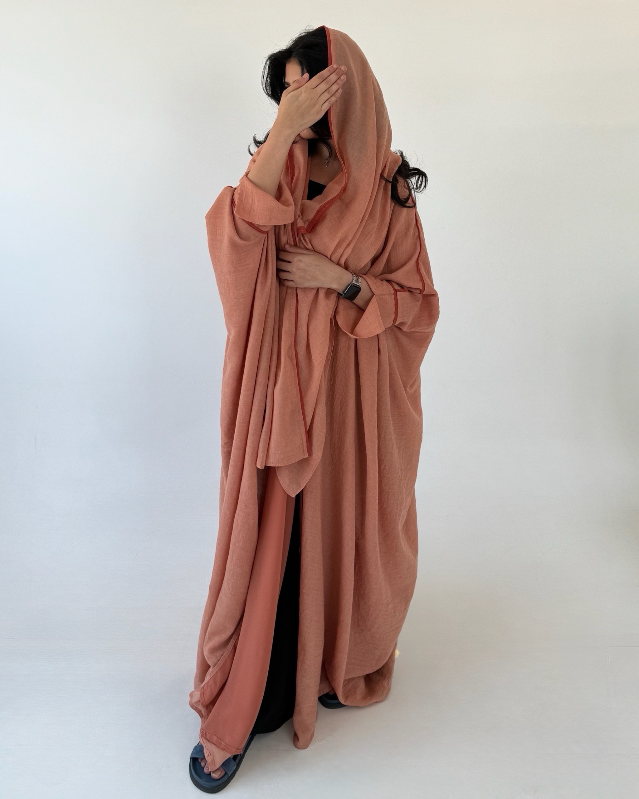 AC 118 – Abaya Check